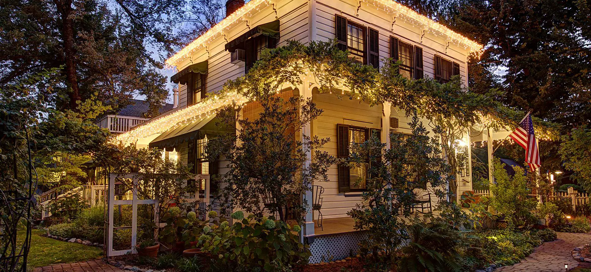 Dunbar House Inn and Event Property in historic downtown Murphys